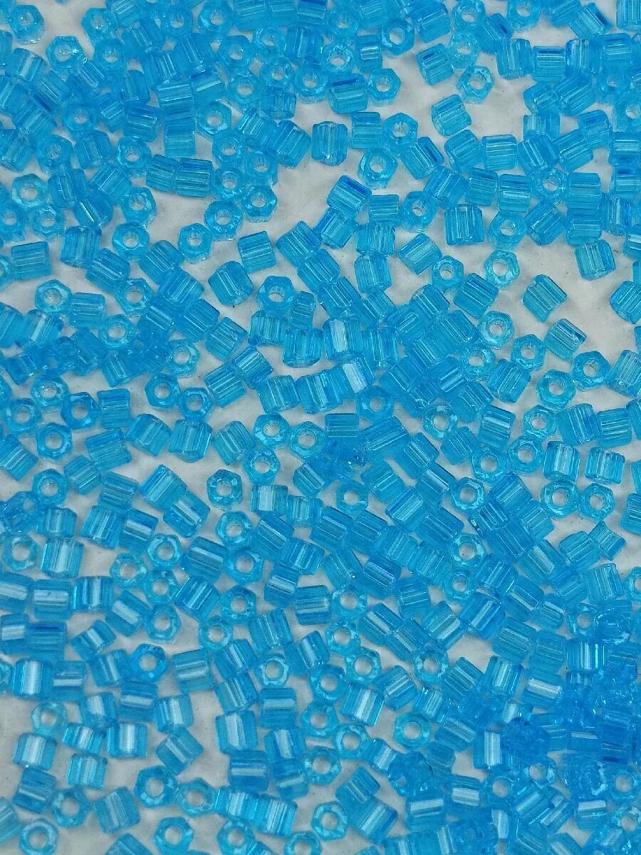 Чешский бисер, рубка -10/0 (1,9 мм) 60010 голубой