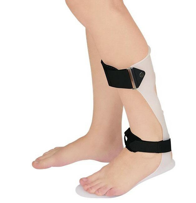 Бандаж на голеностопный сустав при отвисающей стопе Trives, Т-8615 правый размер M