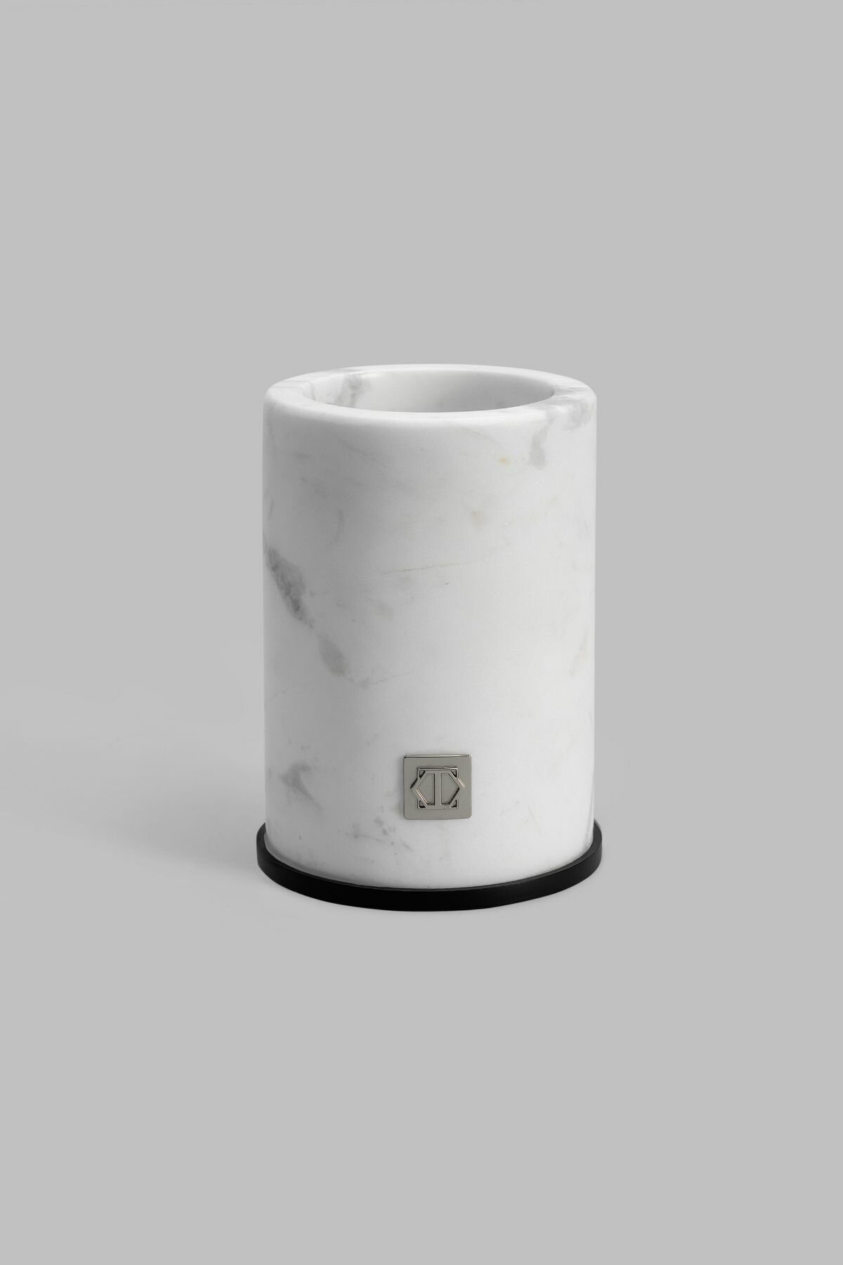 Клевен бел. Стакан для зубныx щеток 80х112, 1 пр.