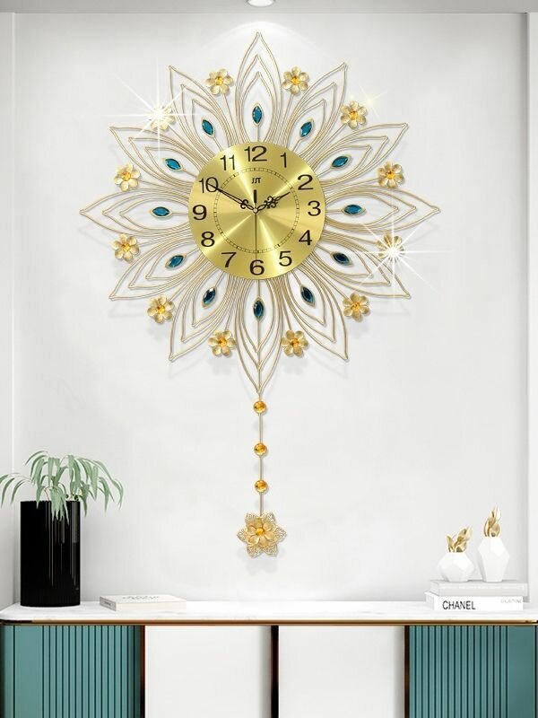 Настенные часы, 90 см х 64 см