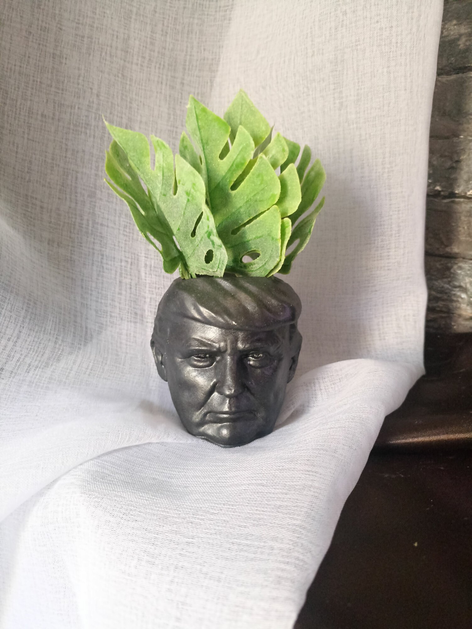 Мини кашпо-органайзер "Трамп" черный металлик