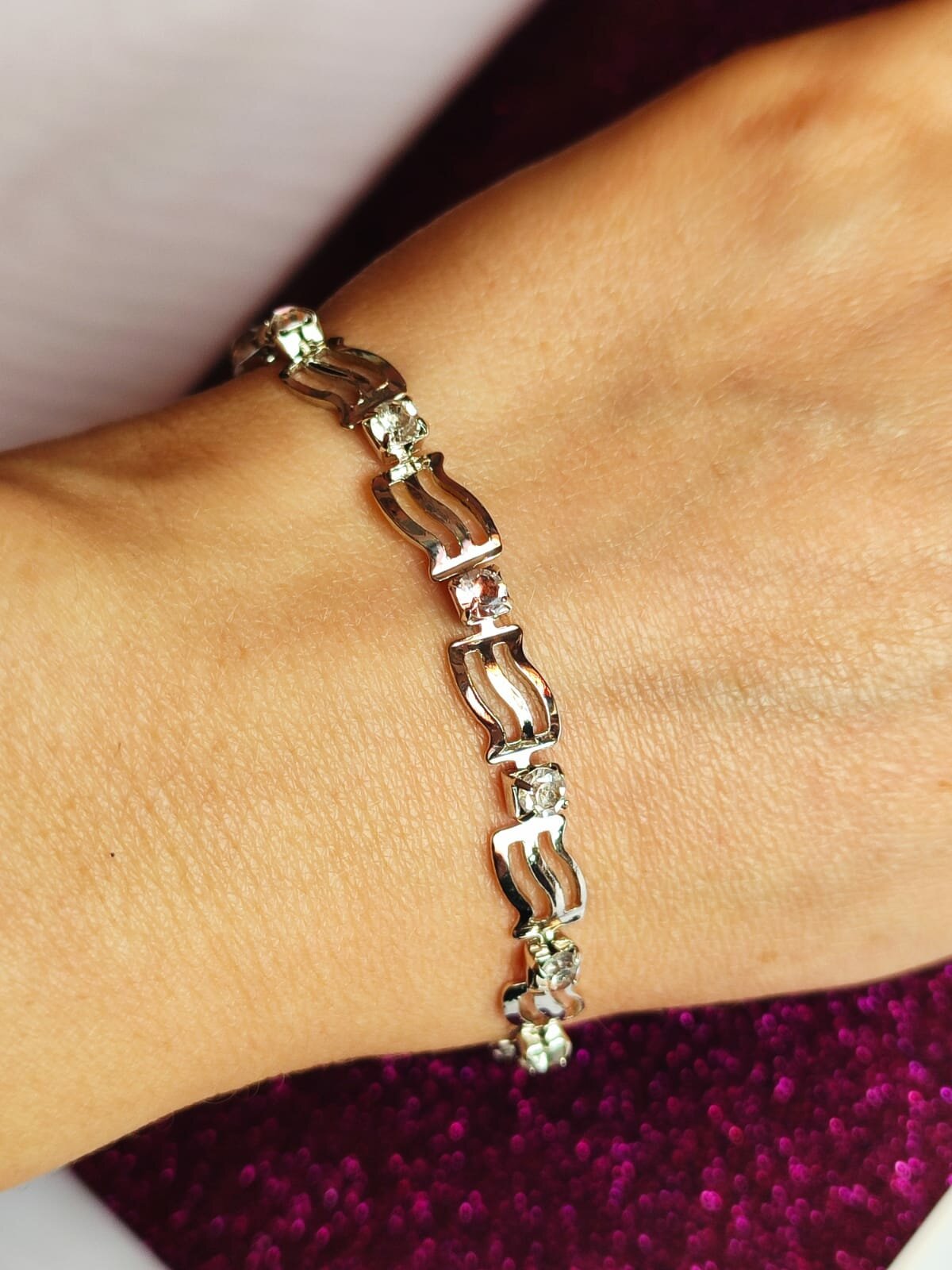 Браслет-цепочка, стразы