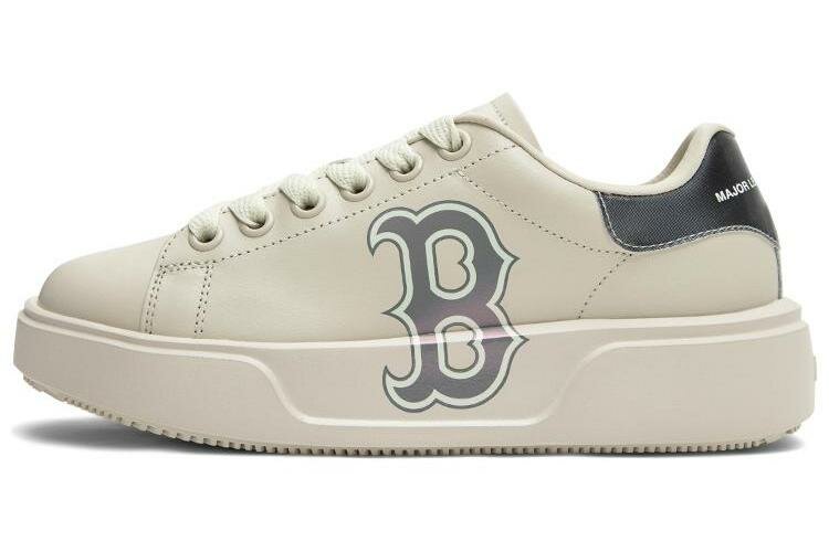 Кроссовки Air Jordan 1 Retro High OG WMNS "Varsity Red"