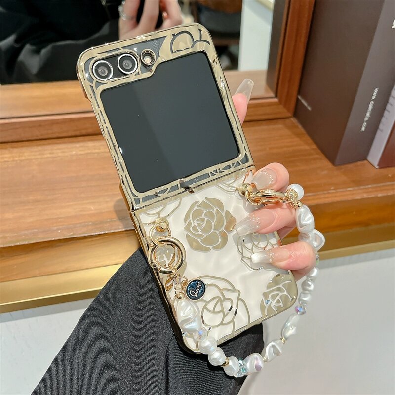 Смартфон Samsung Galaxy Z Flip6 с электропокрытием и морщинистым рисунком розы, чехол с браслетом-винтом