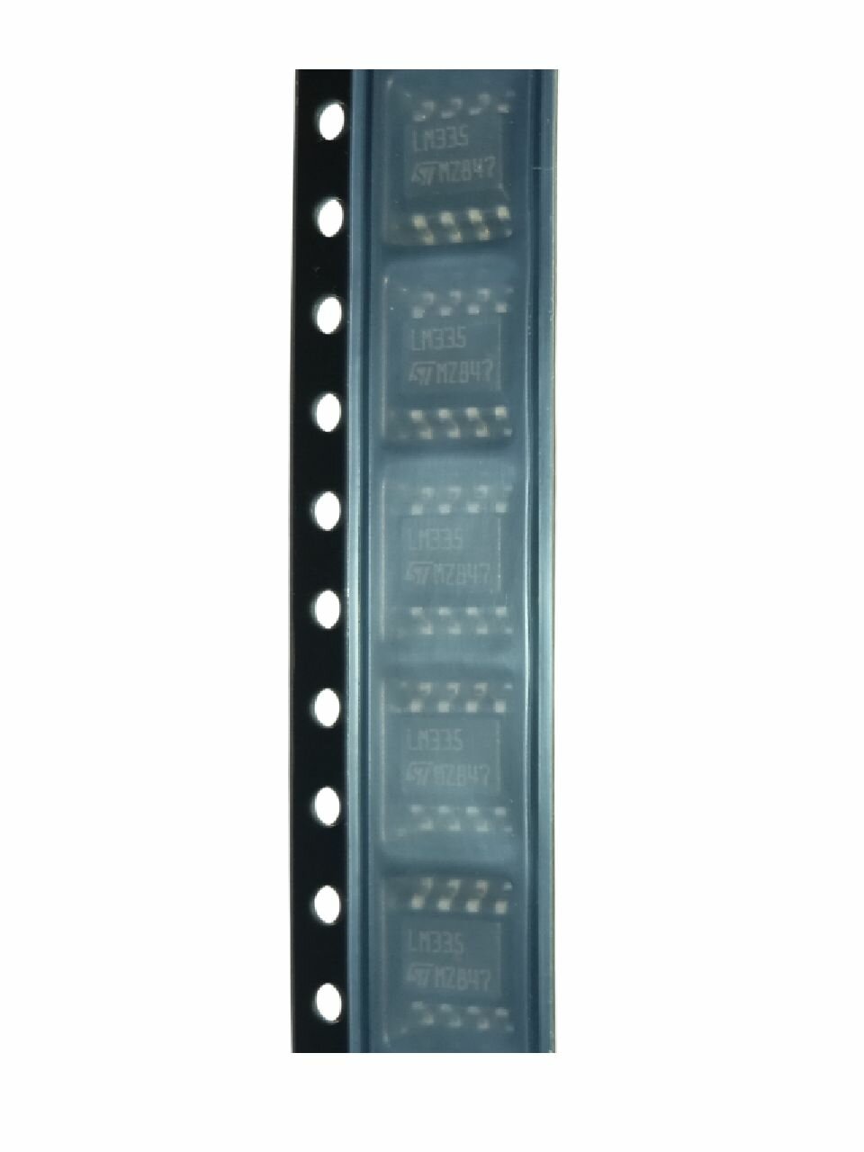 Микросхема LM335DT (LM335), аналоговый датчик термометры, -40.100C, SO-8 - 5 штук