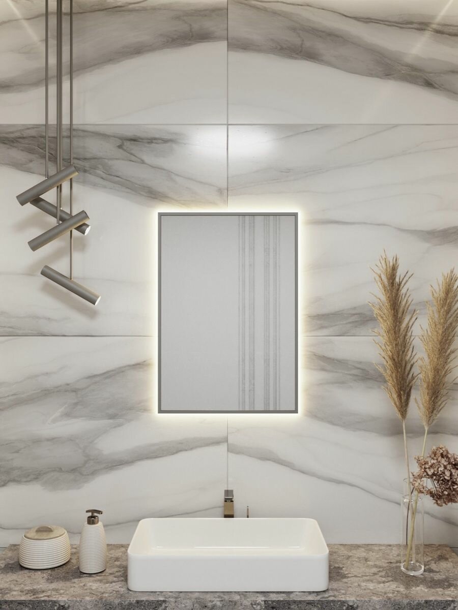 Зеркало в ванную 60х40 см. серебро с подсветкой. Свет: Нейтральный белый 4500К. В алюминиевой раме настенное BLX MIRROR