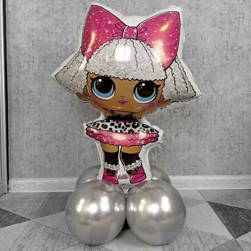 Напольная композиция "Кукла LOL Дива" на подставке из шаров
