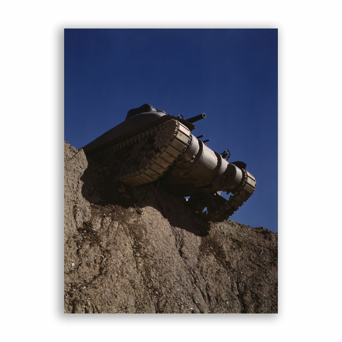 Постер, плакат на бумаге / Американские военные 40-х годов - Танк / Размер 30 x 40 см