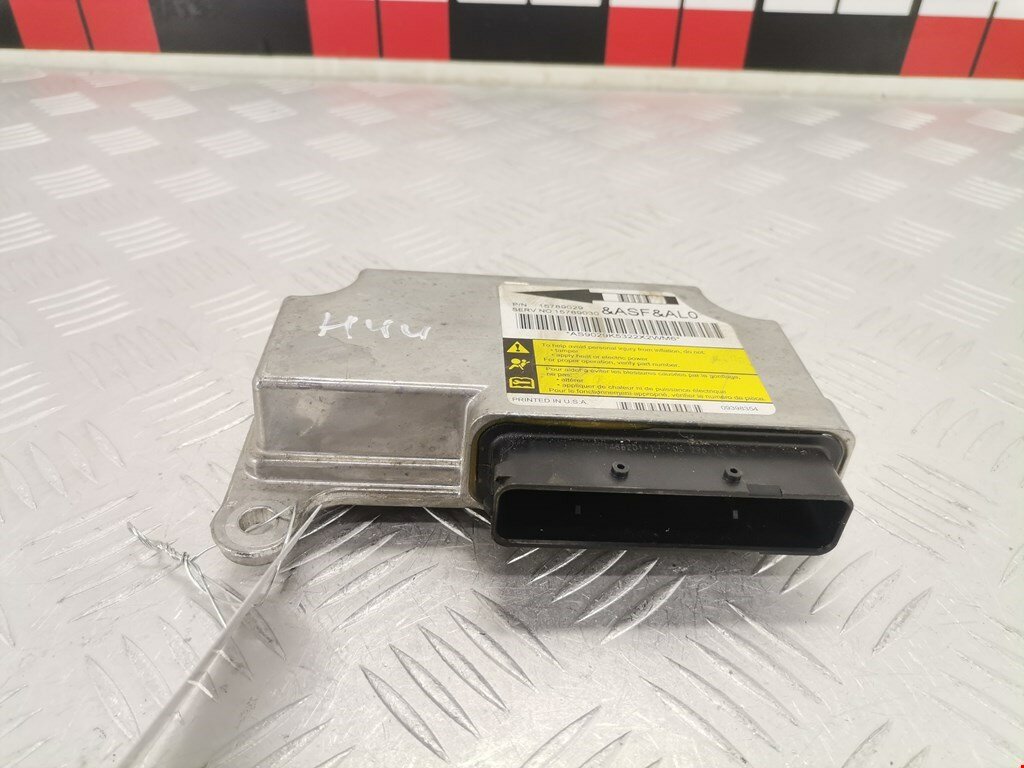 Блок управления Air Bag Chevrolet TrailBlazer 1 15906930 арт. 1075831