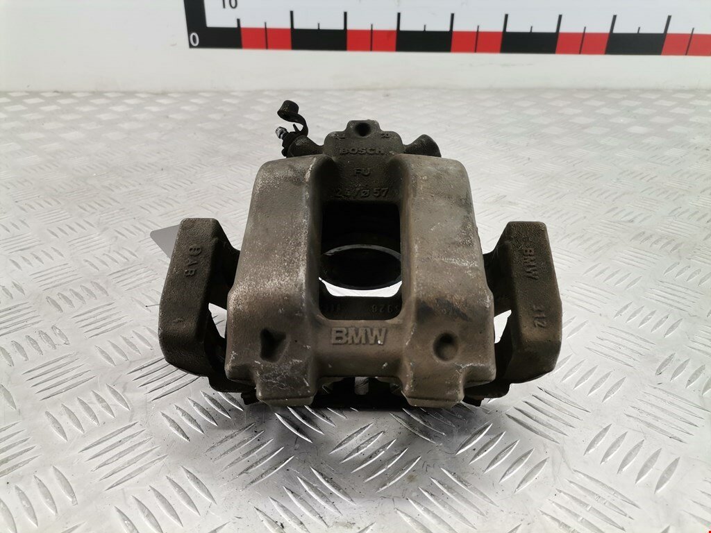 Суппорт передний левый BMW 3-Series (F30/F31/F34/F35) 34116850969 арт. 1467110