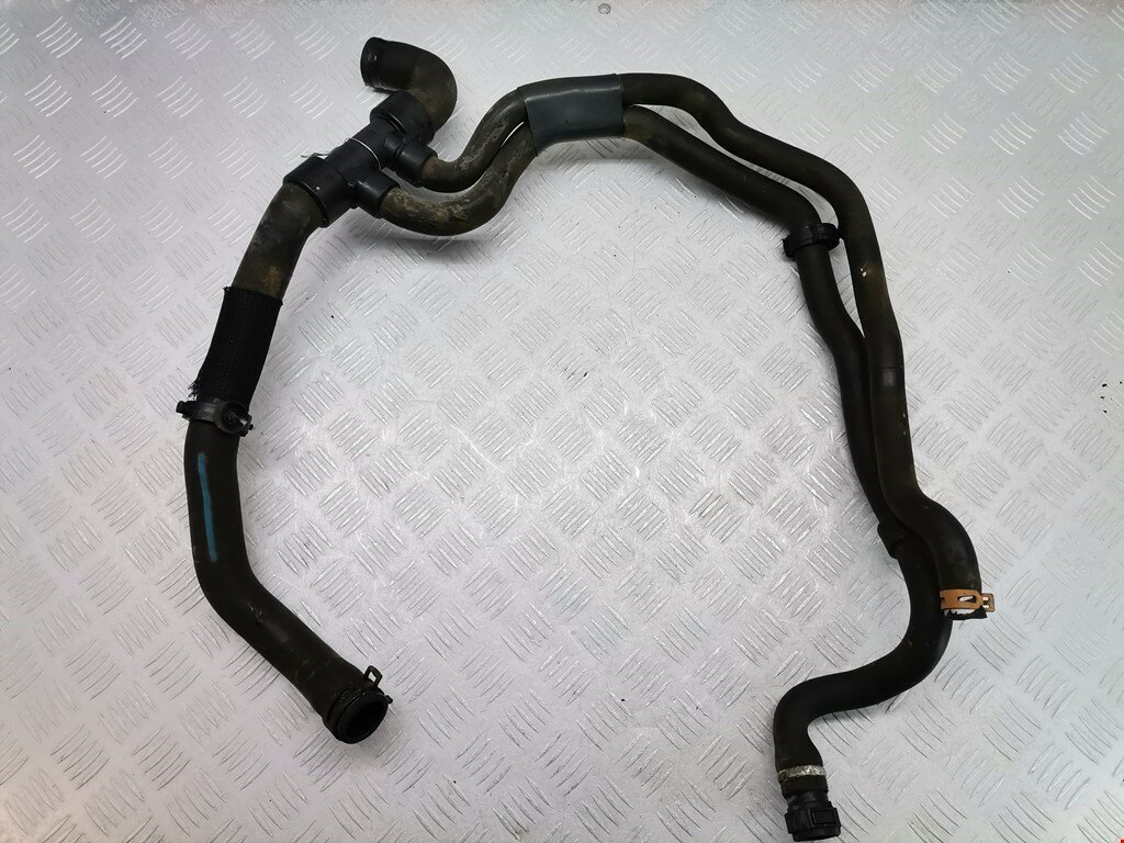 Патрубок охлаждения Renault Clio 2 8200026111 арт. 1616481