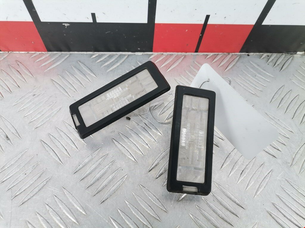 Подсветка номера Renault Logan 2 8200013577 арт. 1778462