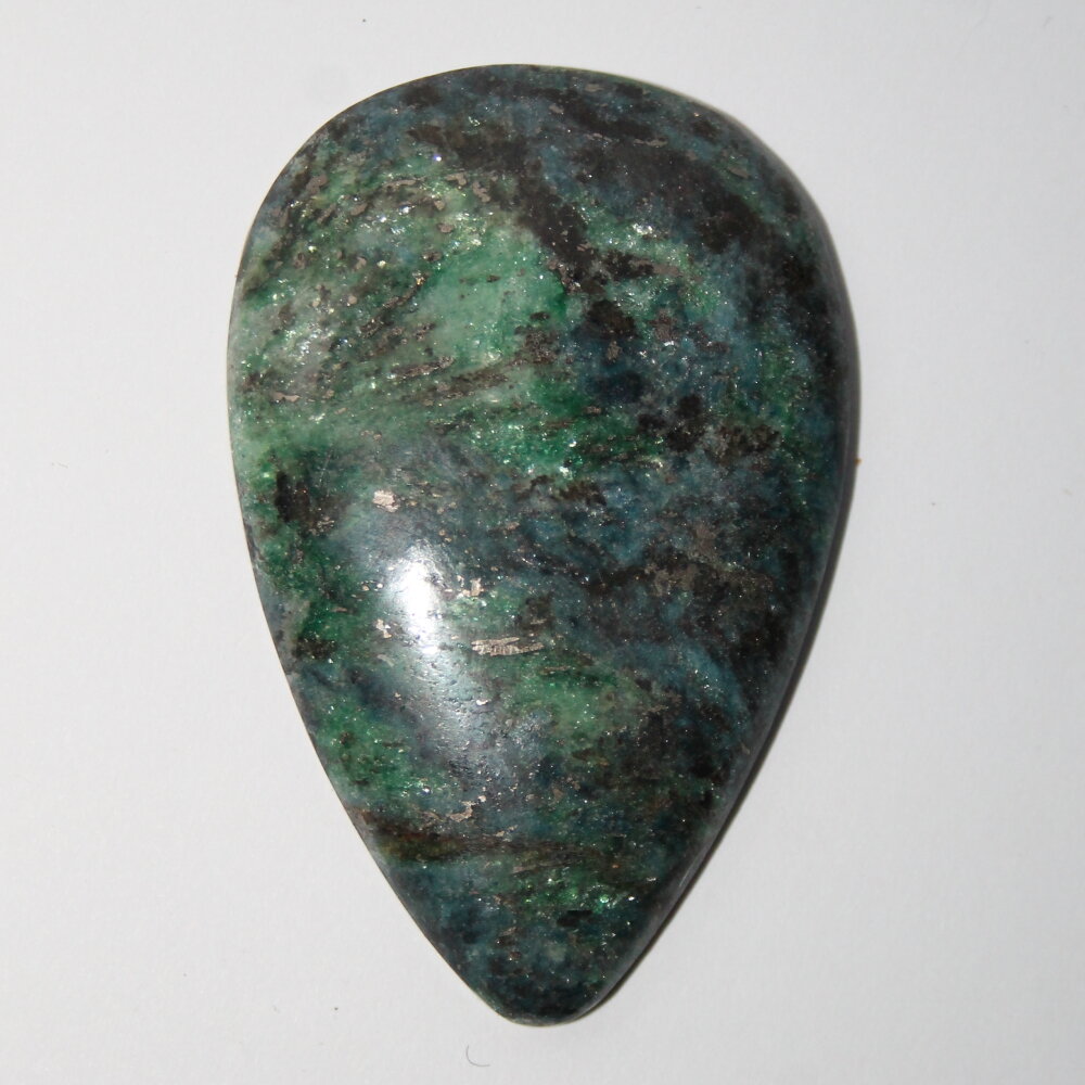 Кианит и фуксит кабошон, натуральный камень, 56х36х4 мм, "True Stones"