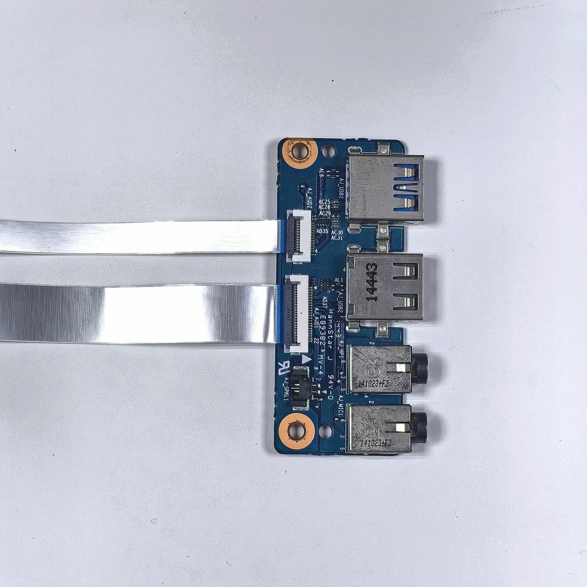 Плата USB аудио ноутбука DNS W670