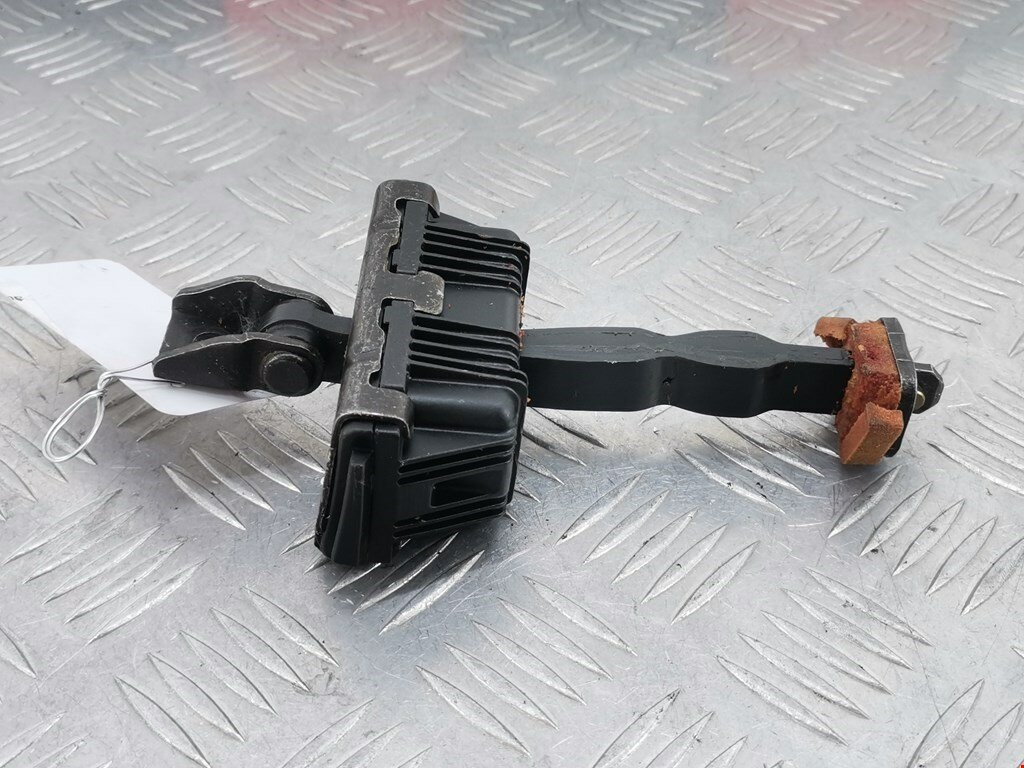 Ограничитель открывания двери BMW X5 (E53) 51228402561 арт. 1837466