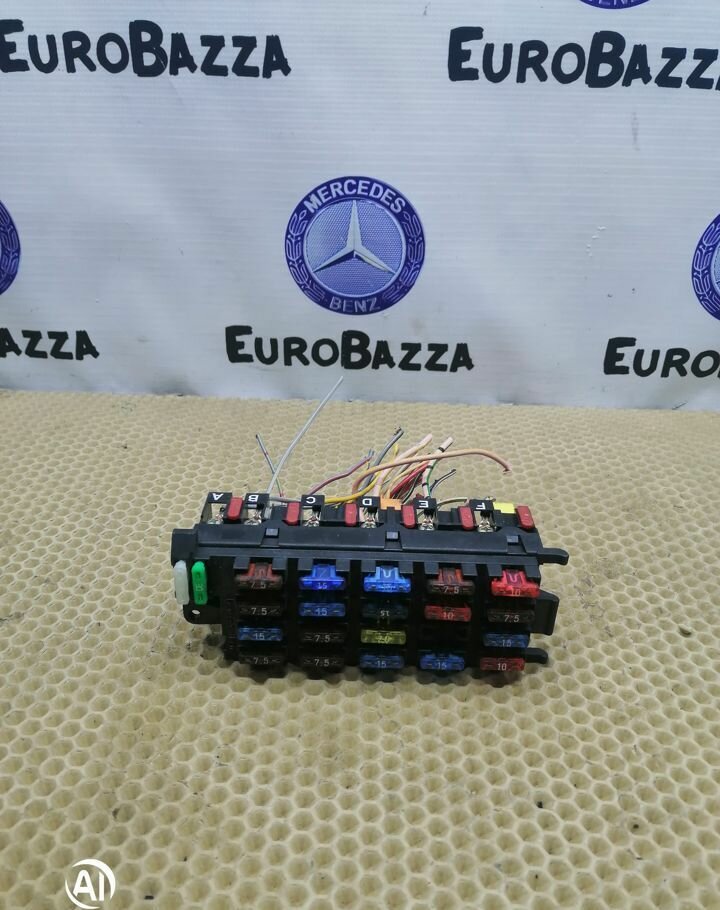 Блок предохранителей Mercedes W164 A1405451101