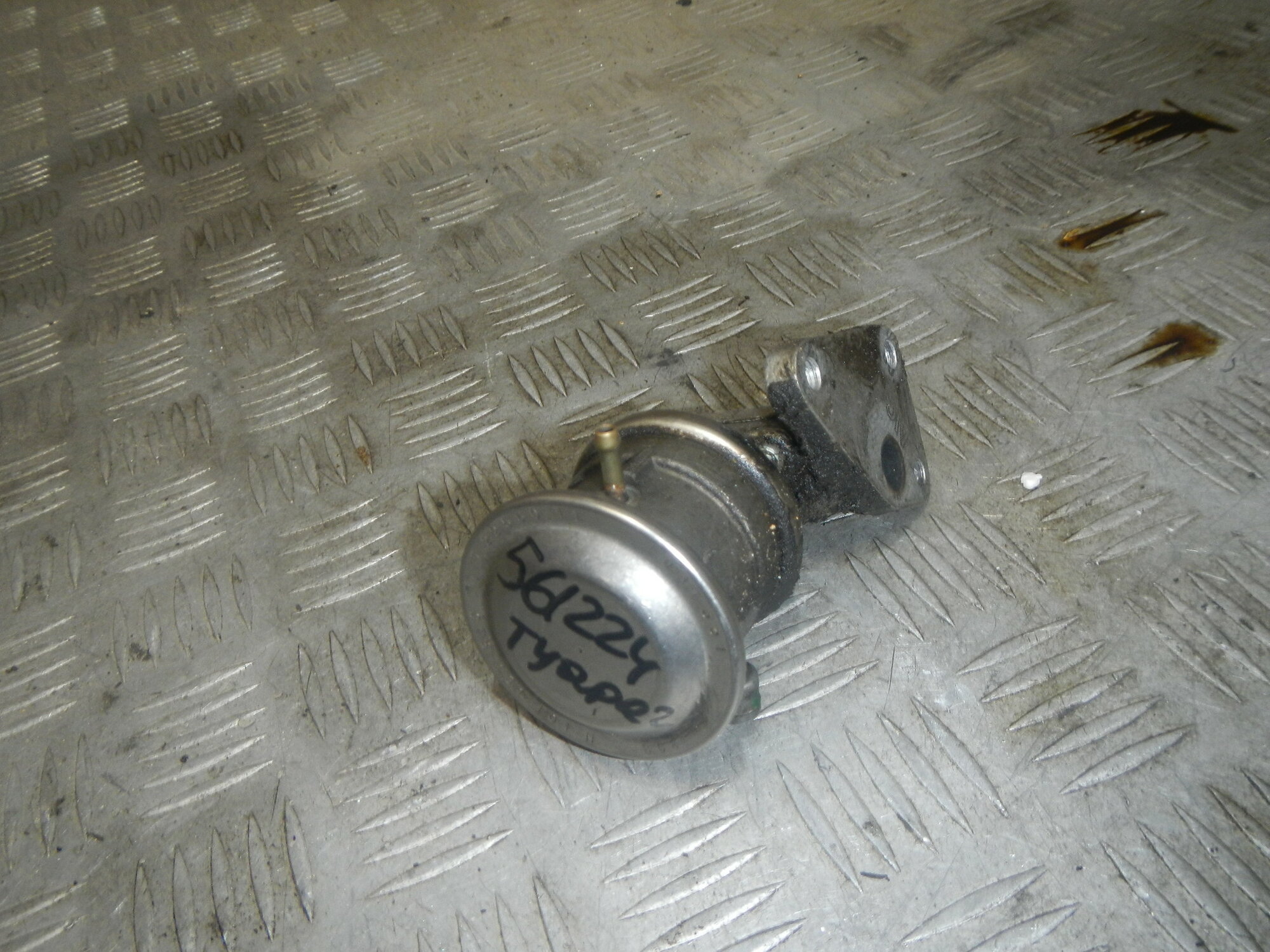 Б/У Клапан рециркуляции выхлопных газов, Volkswagen (Фольксваген)-TOUAREG (02-10) VOLKSWAGEN TOUAREG (02-10) Без видимых...