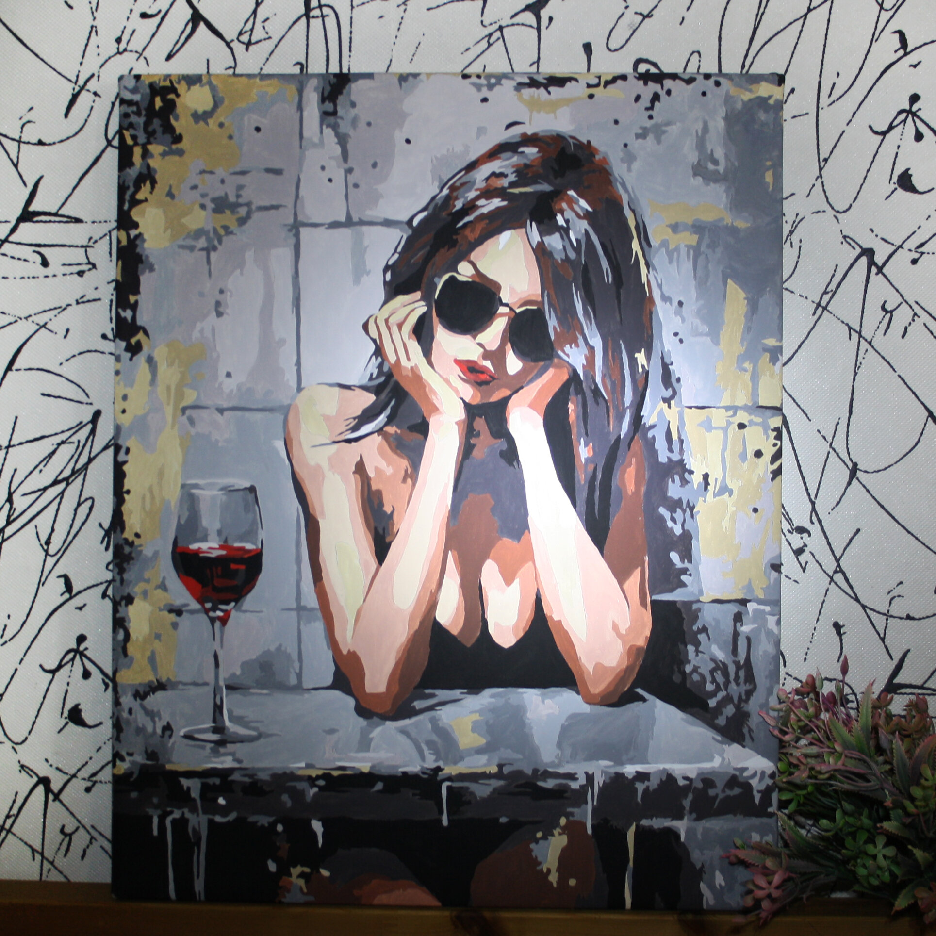 Картина на холсте 40х50 см, Девушка с бокалом