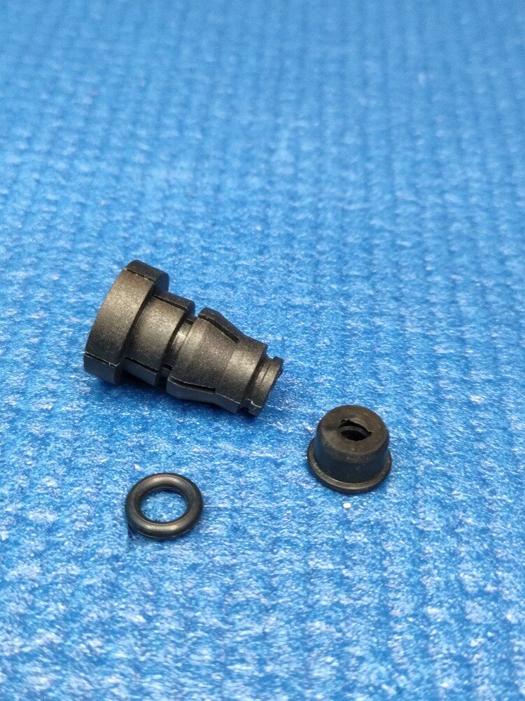 Штуцер трубки сцепления Ford Focus