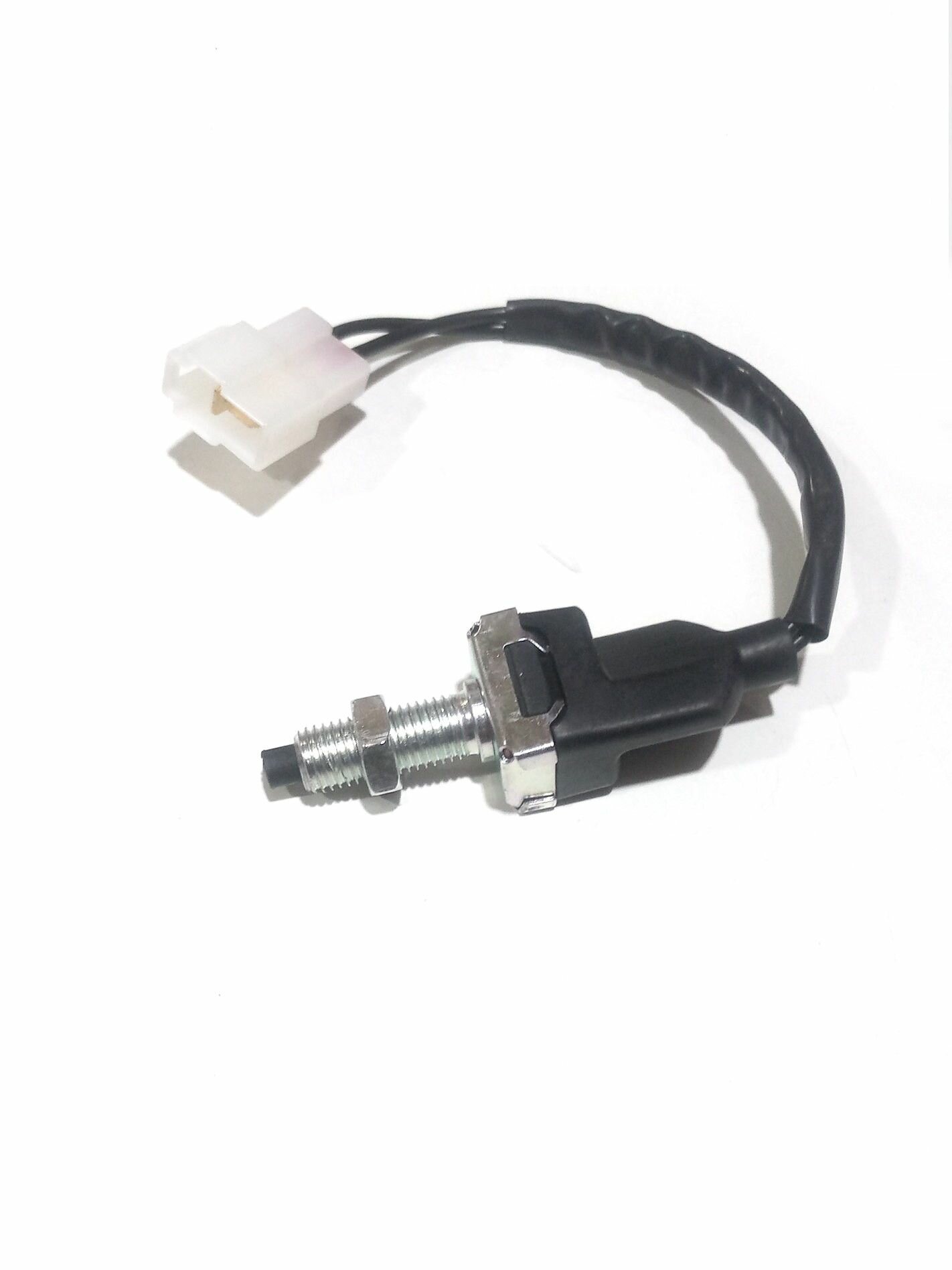 Выключатель стоп сигнала Hyundai Porter 1, TOYOTA Corolla, Камаз 65226. арт.938204B000