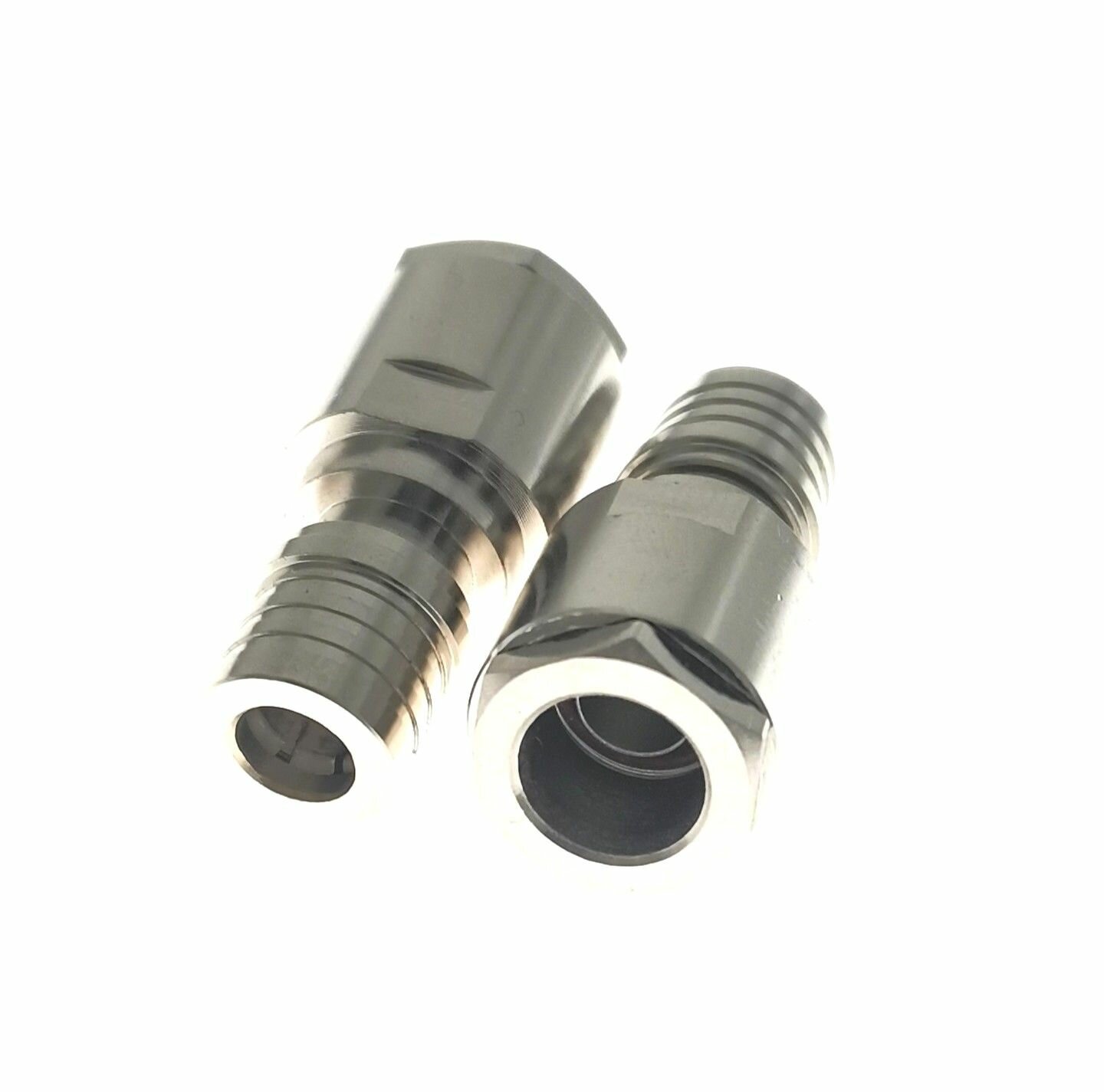 Разъём QMA-male (папа, штекер) прижимной под кабель 5D-FB RG8/X и LMR-300