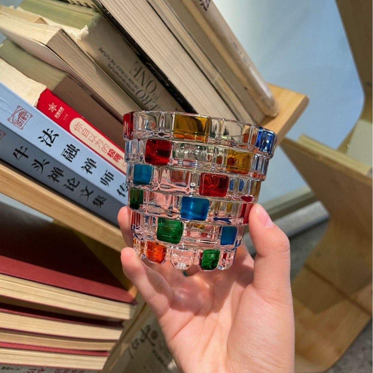 Цветной стеклянный стакан, нерегулярный цветной блок, стакан для воды, стакан для холодных напитков, стакан для сока, летний домашний радужный стакан для питья