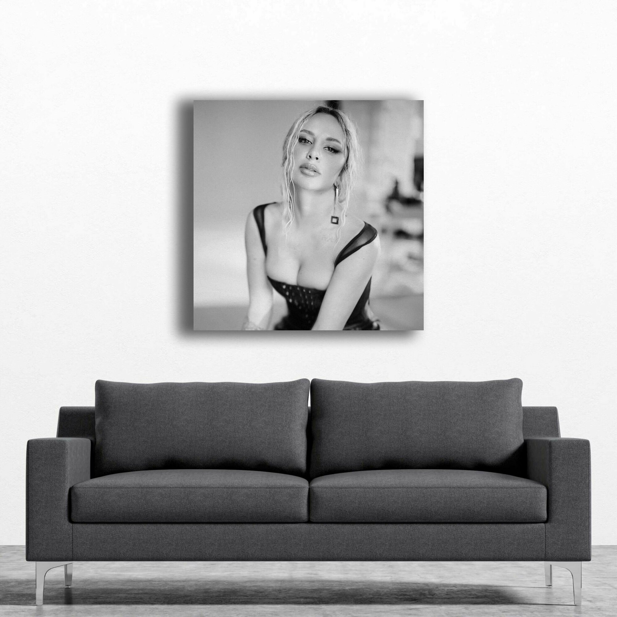 Интерьерная картина на холсте / Певица / Анна Асти 70*70