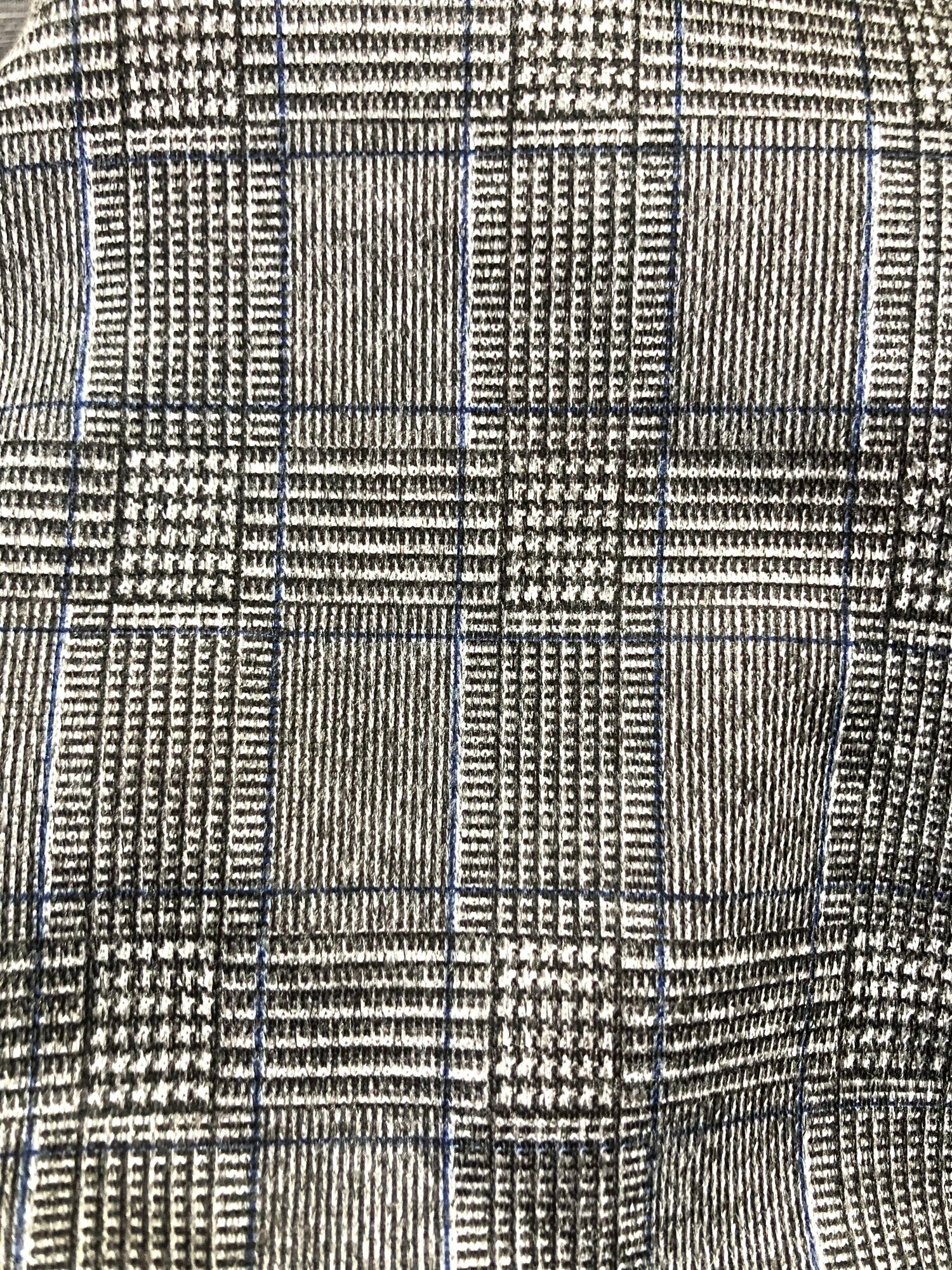 Ткань - трикотаж костюмный, в клетку, плотность 360 гр, ширина 150см, Италия, отрез 1,6 м