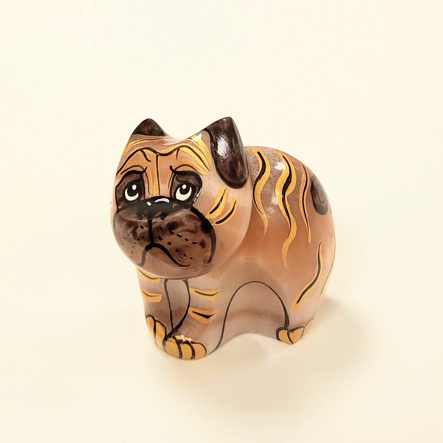 Фигурка "Мопс" из селенита