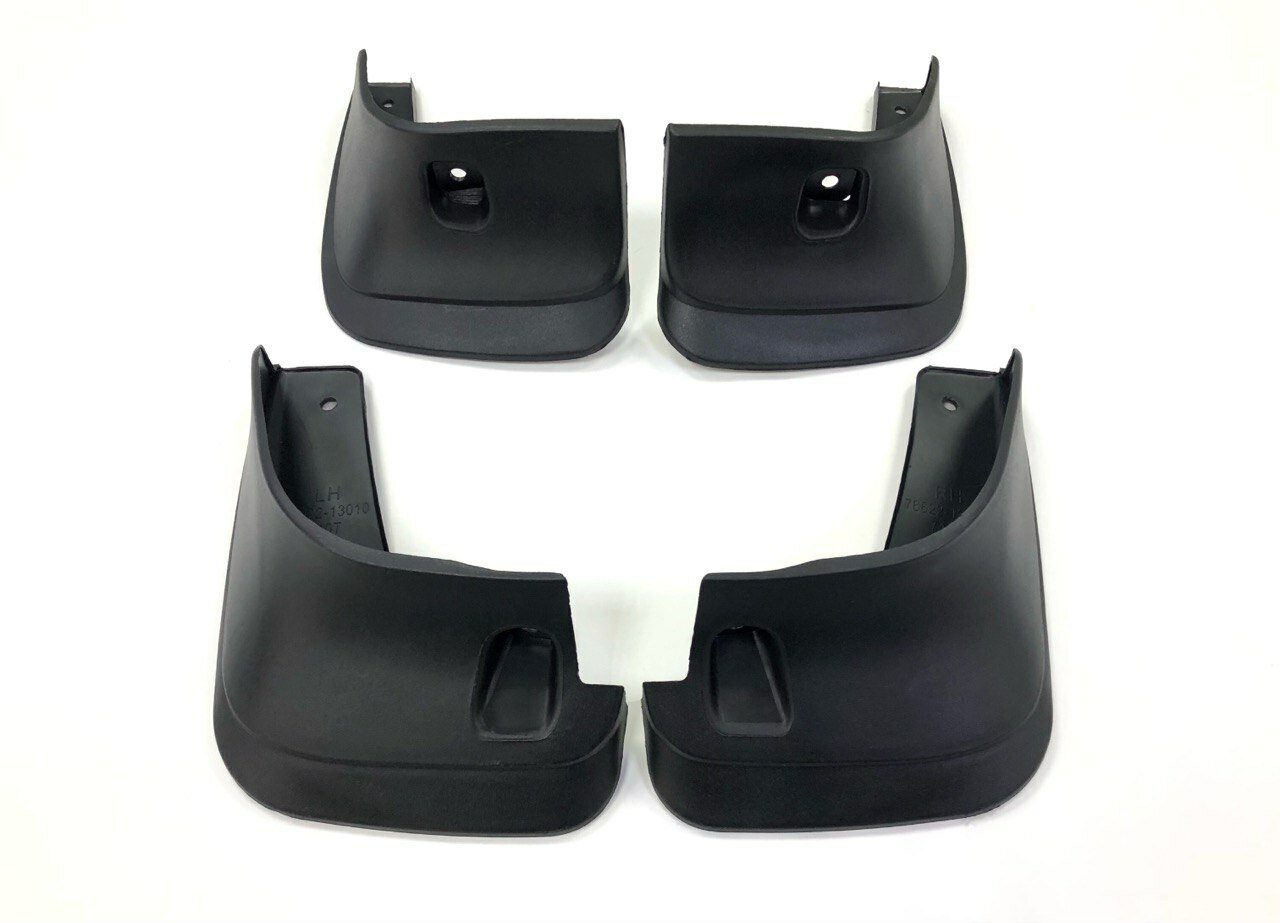 Брызговики для Toyota Spacio AE111 (1997-2001г) комплект. Брызговики на Тойота Спасио