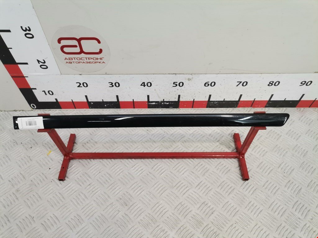 Накладка (молдинг) двери задней левой Volkswagen Golf 4 1J4853753B арт. 1803847