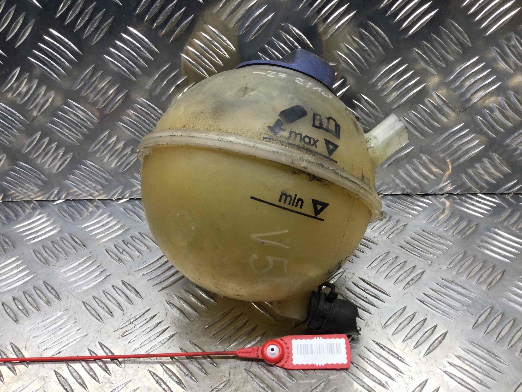 Б/У Бачок расширительный Audi A3 8L (1996-2000) 2000 г.