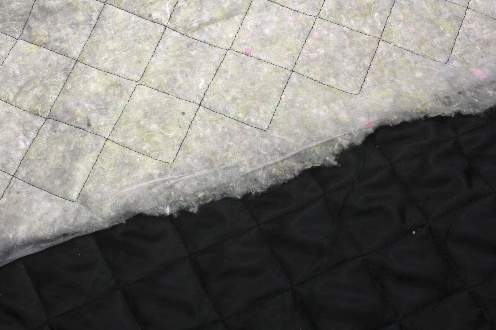 Ткань Подкладка стеганая с шерстяным утеплителем, ш145см, 0,5 м