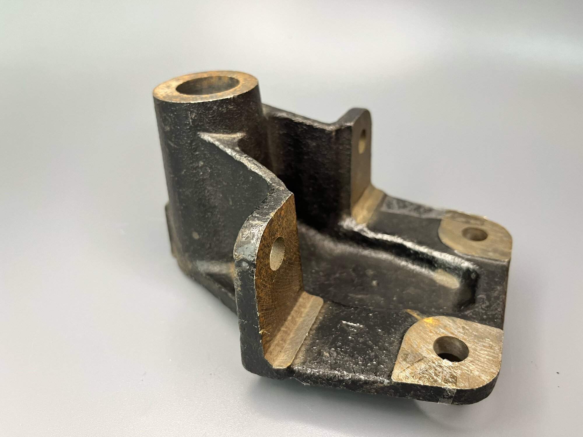 Кронштейн передней рессоры УАЗ