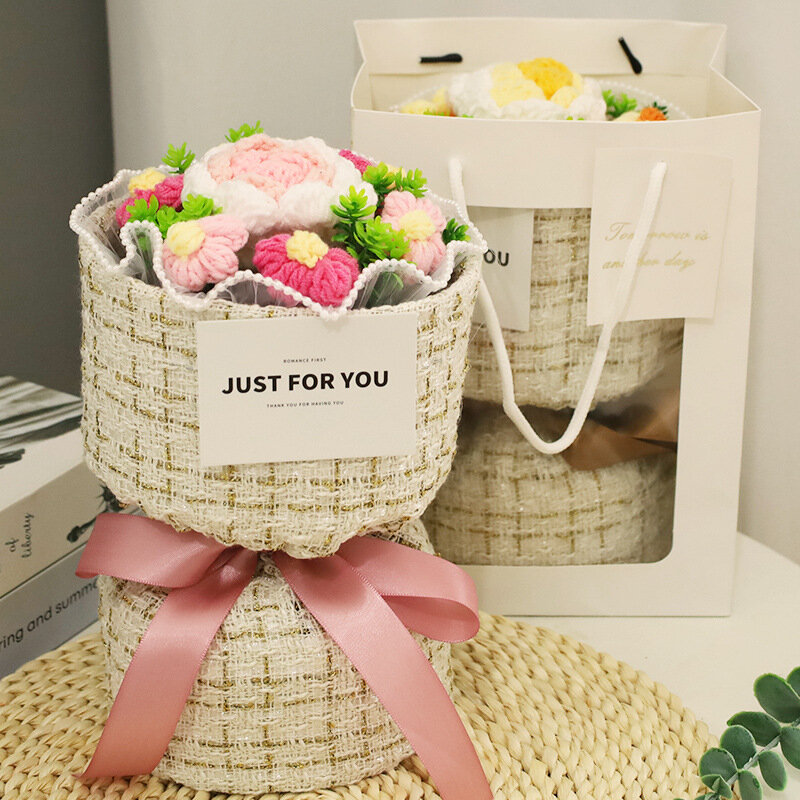 Букет "Танабата", 7 цветов, вязаный, подарочный пакет