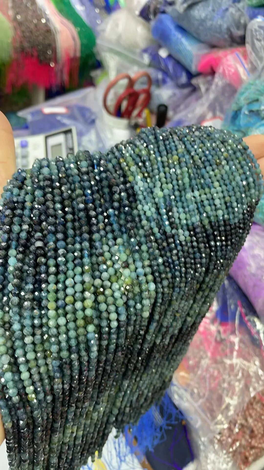 Синий турмалин бусина 4мм 3мм 3mm