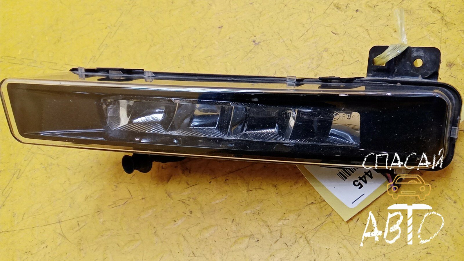 Фара противотуманная 5-серия G30 BMW 63179477171