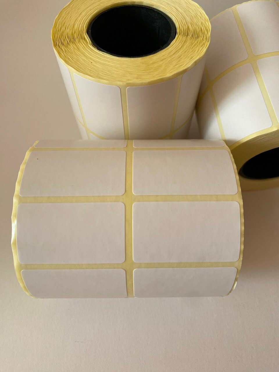 Этикетка термотрансферная ПГЛ 43 мм х 25 мм вт40 2 ряда по 1000 шт