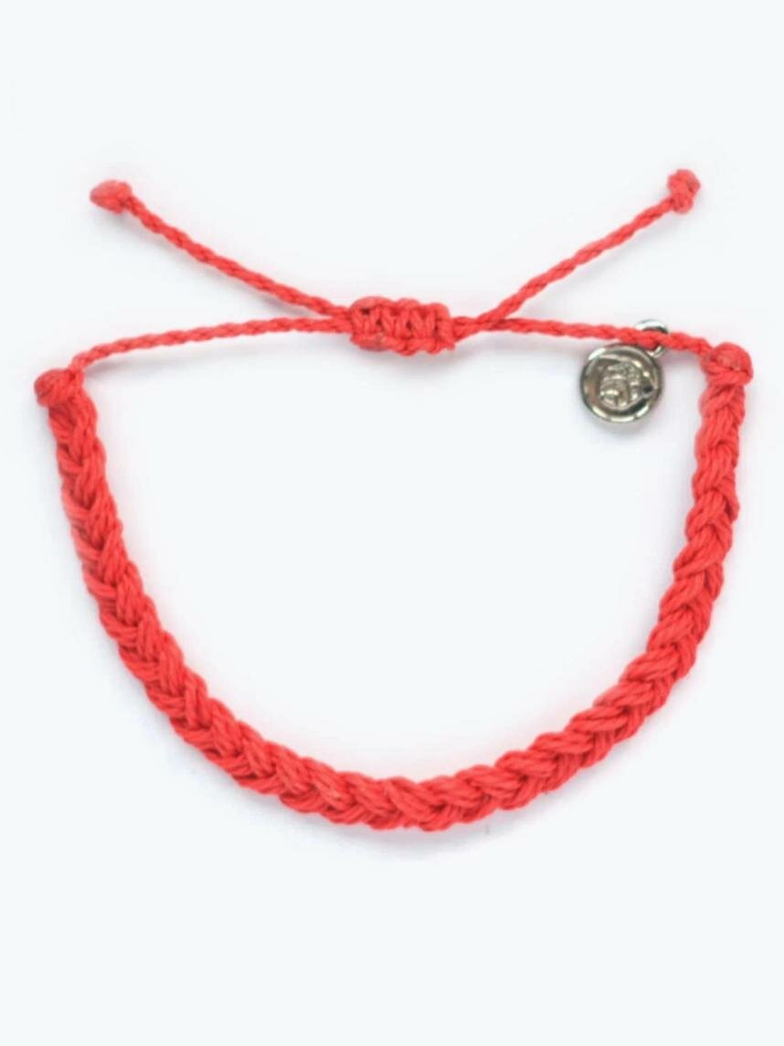 Плетеный браслет