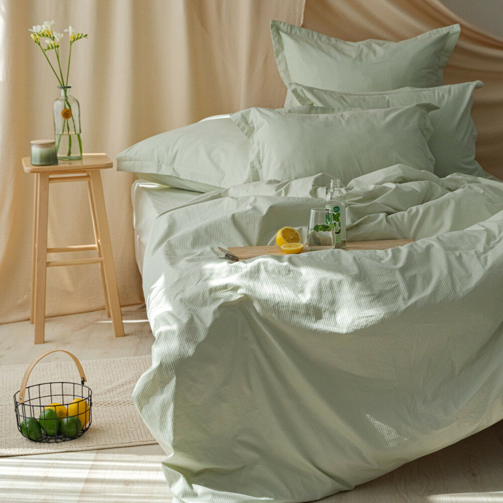 Постельное белье "Green" Семейное страйп-сатин (50х70; 70х70) (Подарочная коробка)