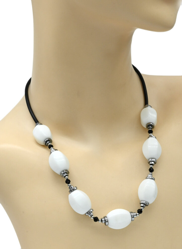 Колье, агат