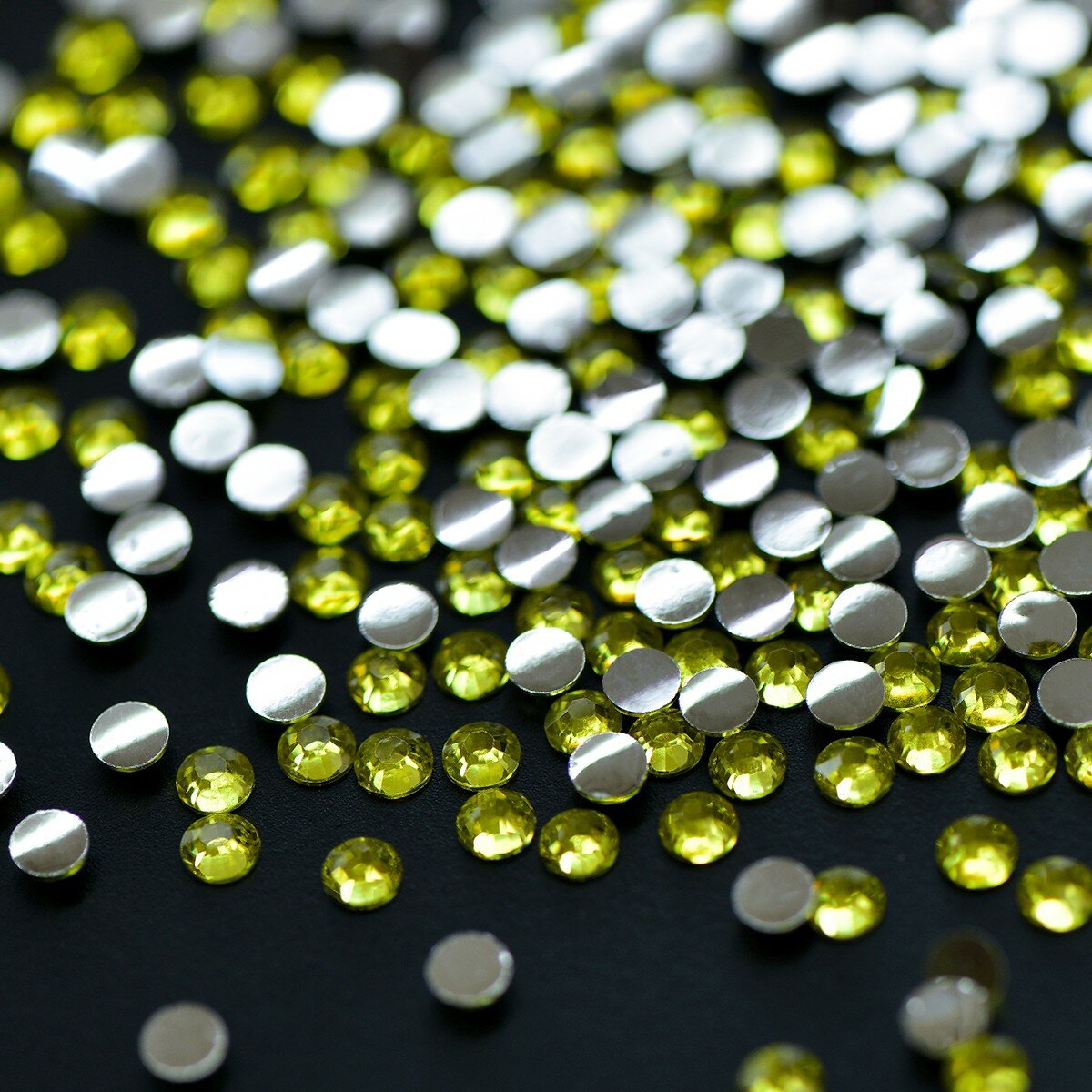 Стразы DMC Resin (ок. 1520 шт.) холодной фиксации, цвет Citrine, размер SS16 3.8-4 мм