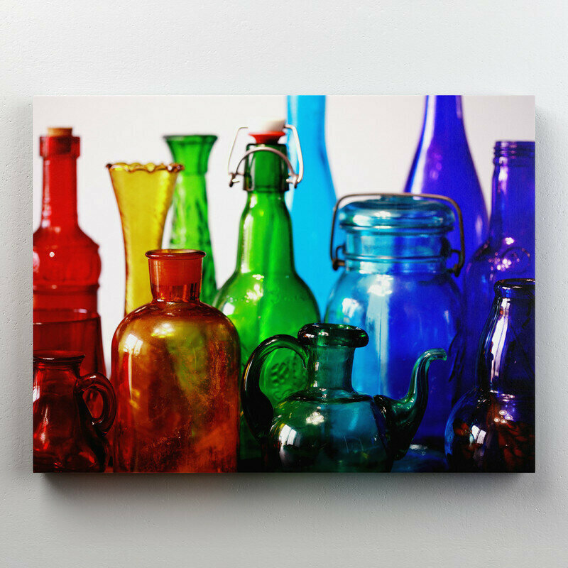Интерьерная картина на холсте "Цветные бутылки - натюрморт в сканди стиле" размер 40x30 см