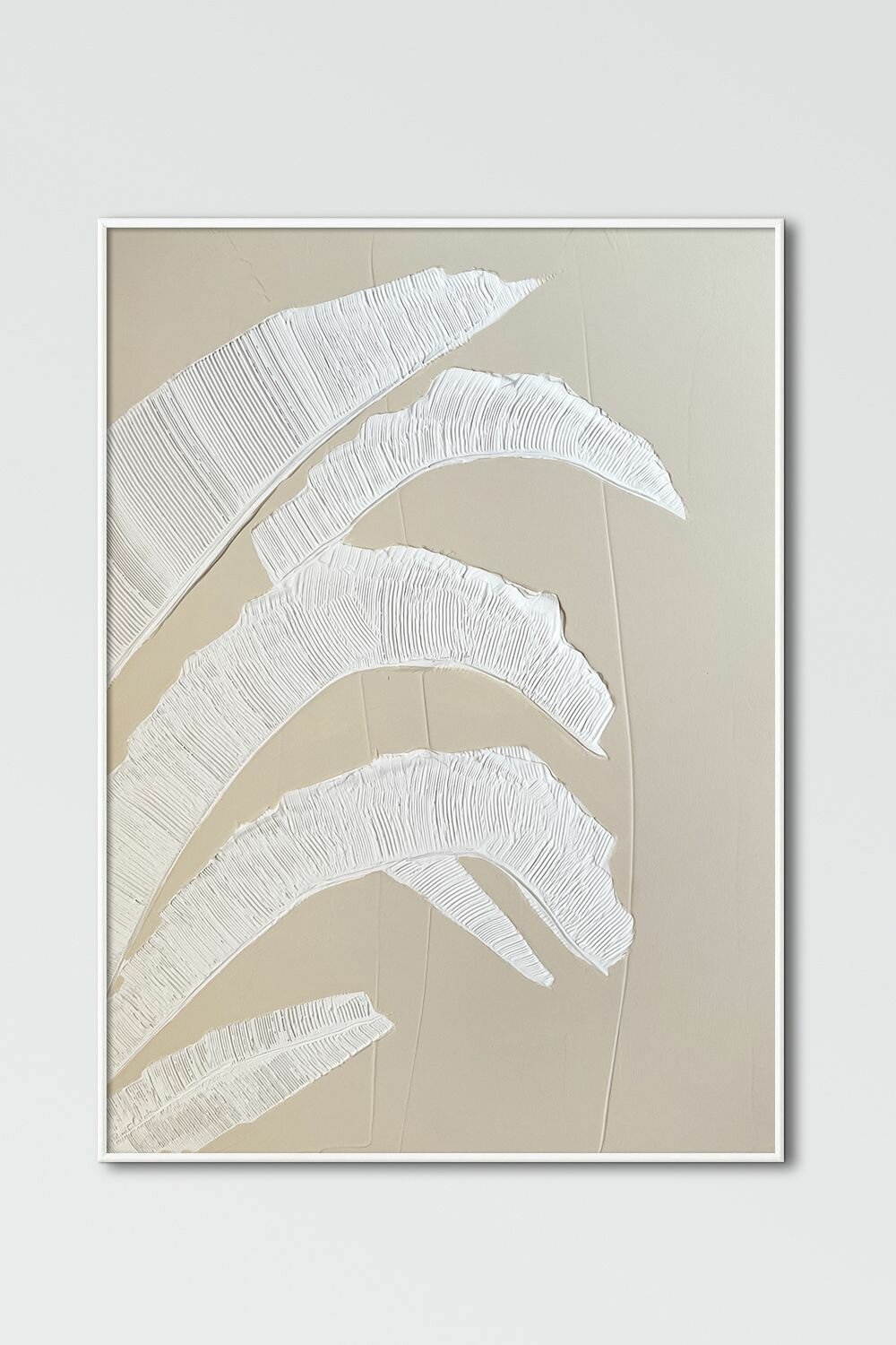 Картина на стену объемная ручной работы DECORMARKT Белые листья на бежевом, 50х70 см
