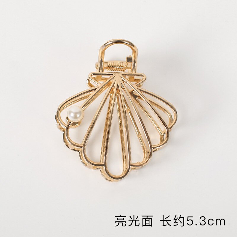 Заколка для волос "Темперамент на затылке", золотистая, жемчужная, со стразами