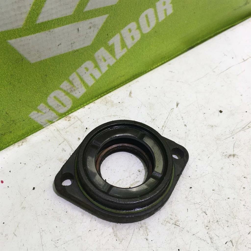 Фланец Audi 80 90 B3 86-91