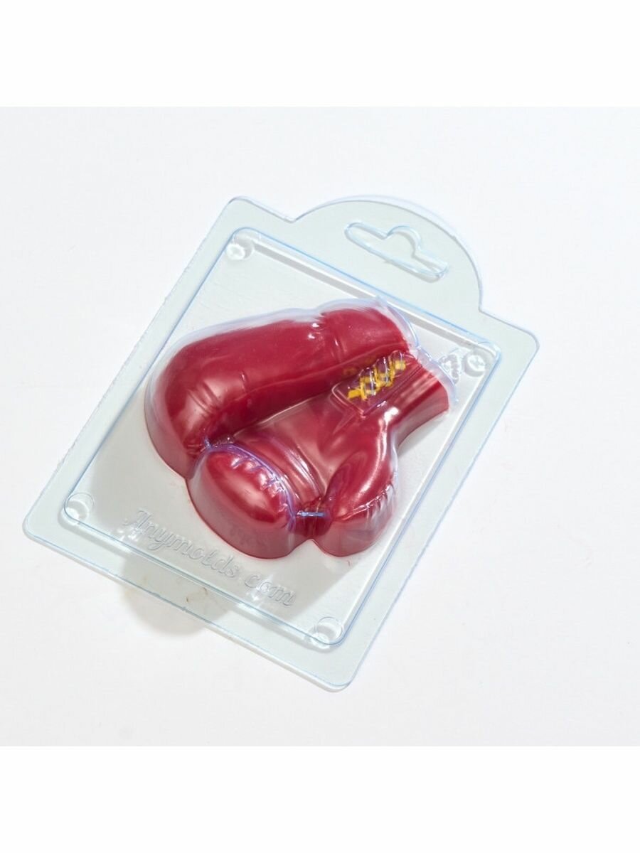 Боксерские перчатки форма пластиковая.