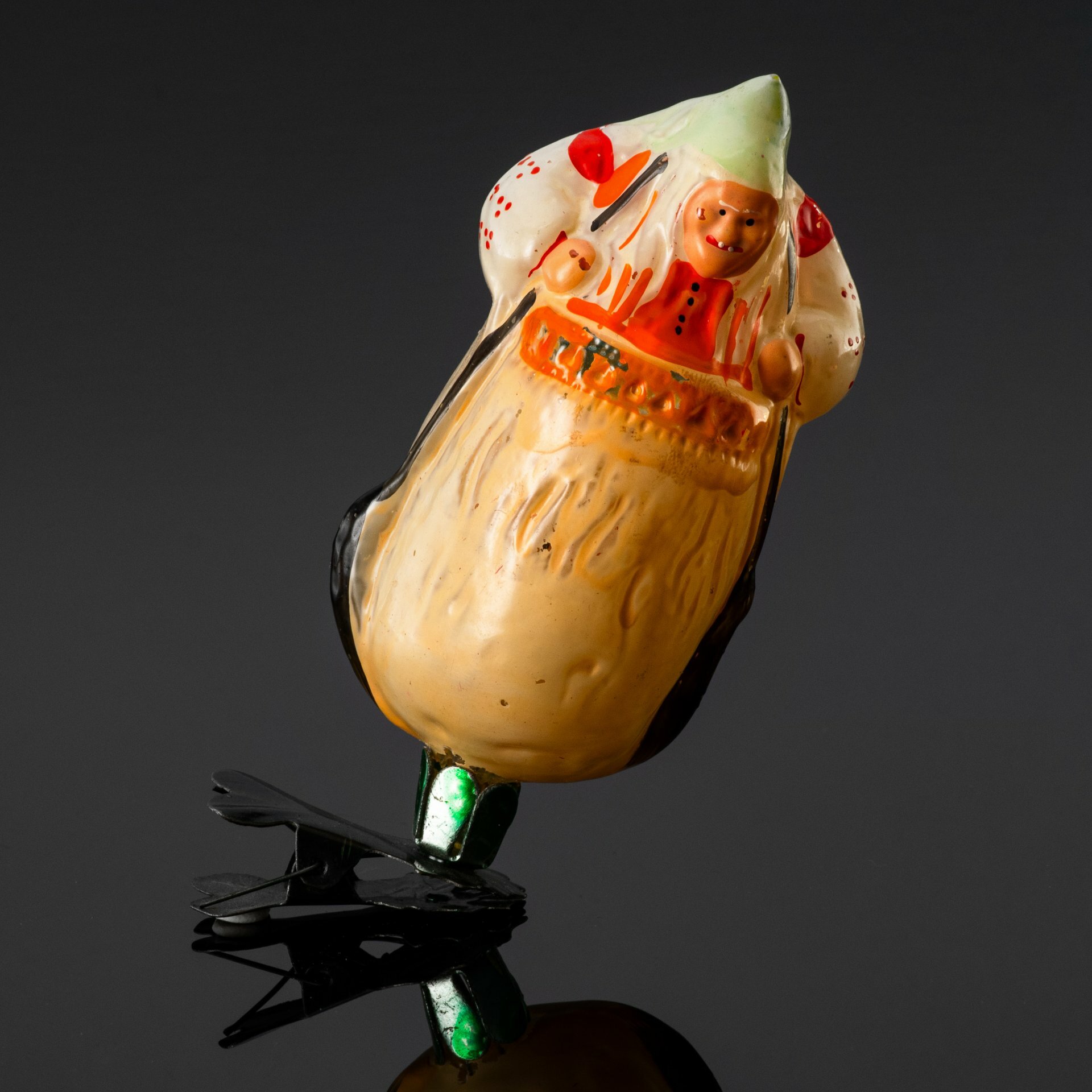 Игрушка ёлочная на прищепке "Баба Яга", стекло, роспись, металл