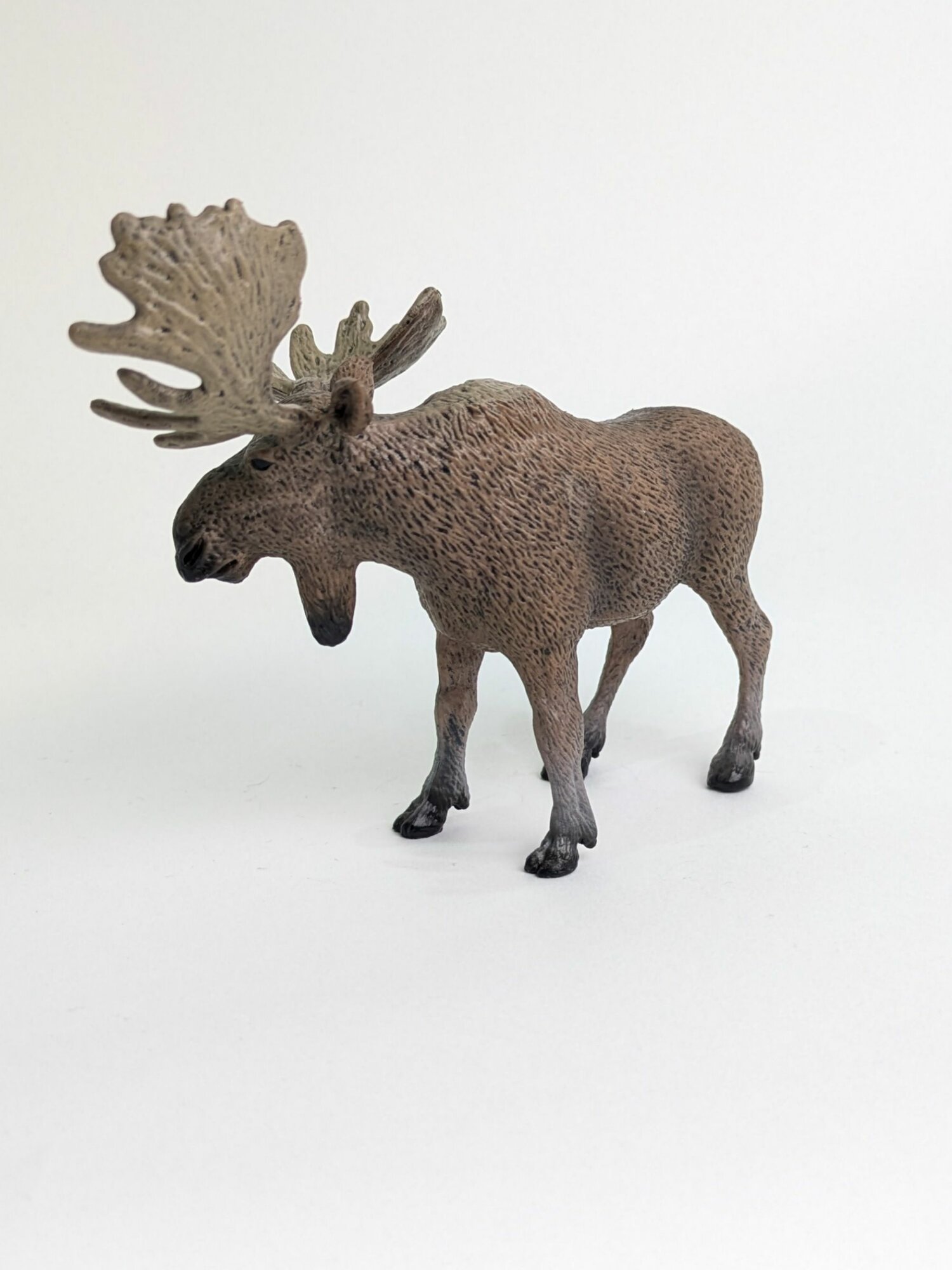 Фигурка лось североамериканский