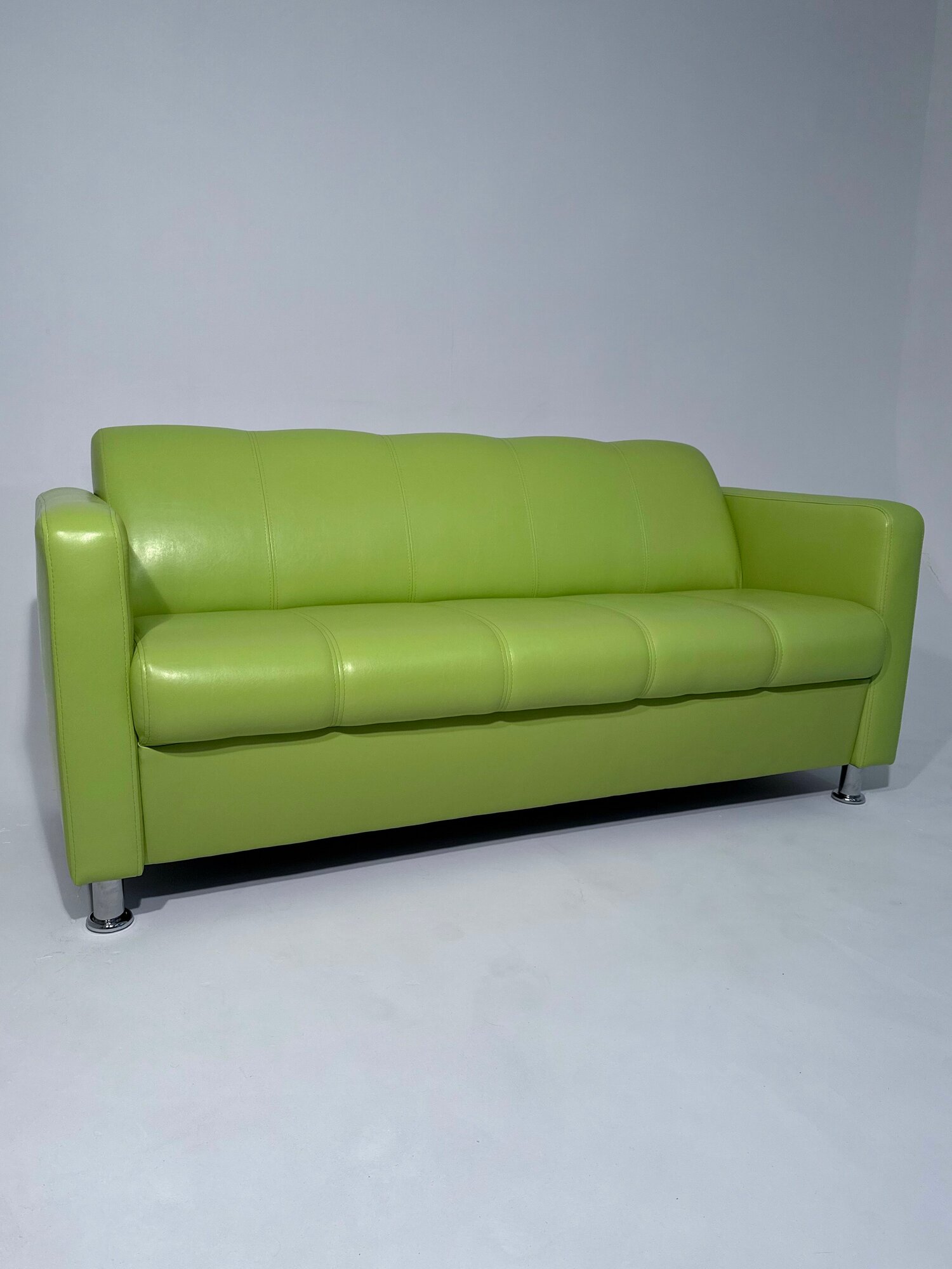 Диван офисный Baron, механизм Нераскладной, 160х70х73 см, светло-зеленый